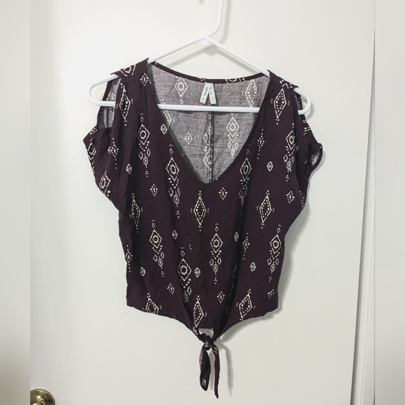 Mudd | Tops | Mudd Maroon Cold Shoulder Crop Top | Poshmark